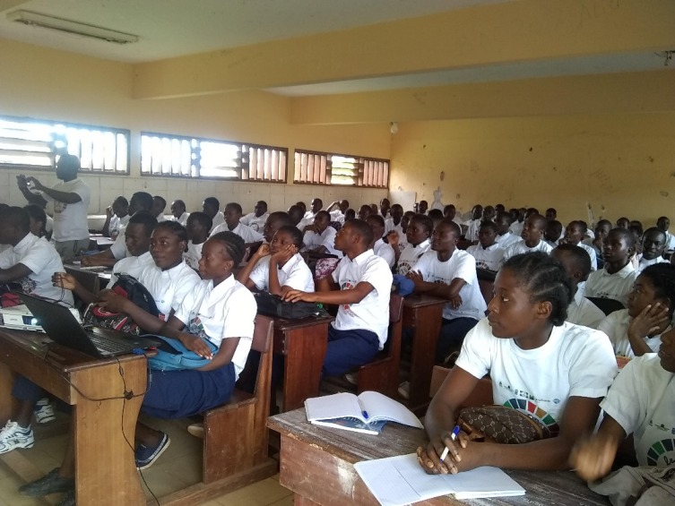 Rentrée scolaire au Gabon : le gouvernement fixe le cap