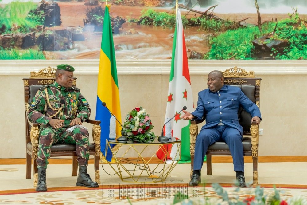 Visite : Evariste Ndayishimiye à Libreville