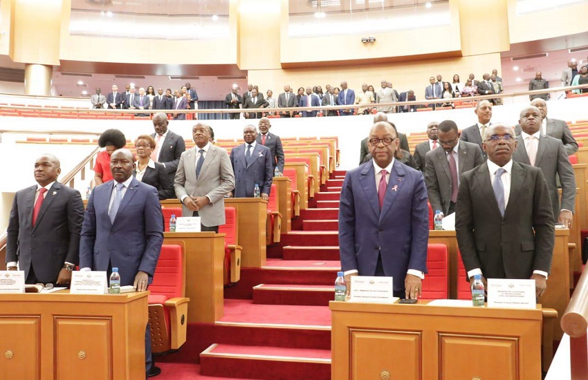 Gabon : l’Assemblée nationale adopte la Loi de Finances 2026, un budget ...